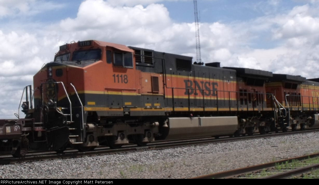 BNSF 1118